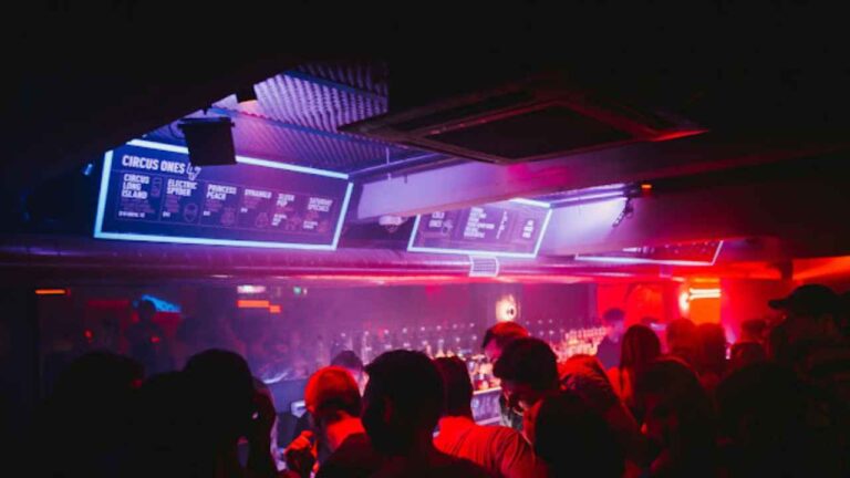 10 Best Nightclubs in Adelaide for Amazing Nightlife Fun